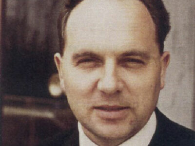 About Us: Menard Canada